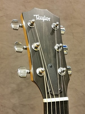 Taylor 114CE Walnut